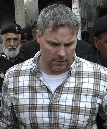 حادث ريموند ألن ديڤيس - المعرفة