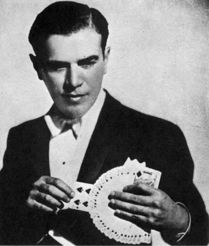 صمويل سلوكم - المعرفة