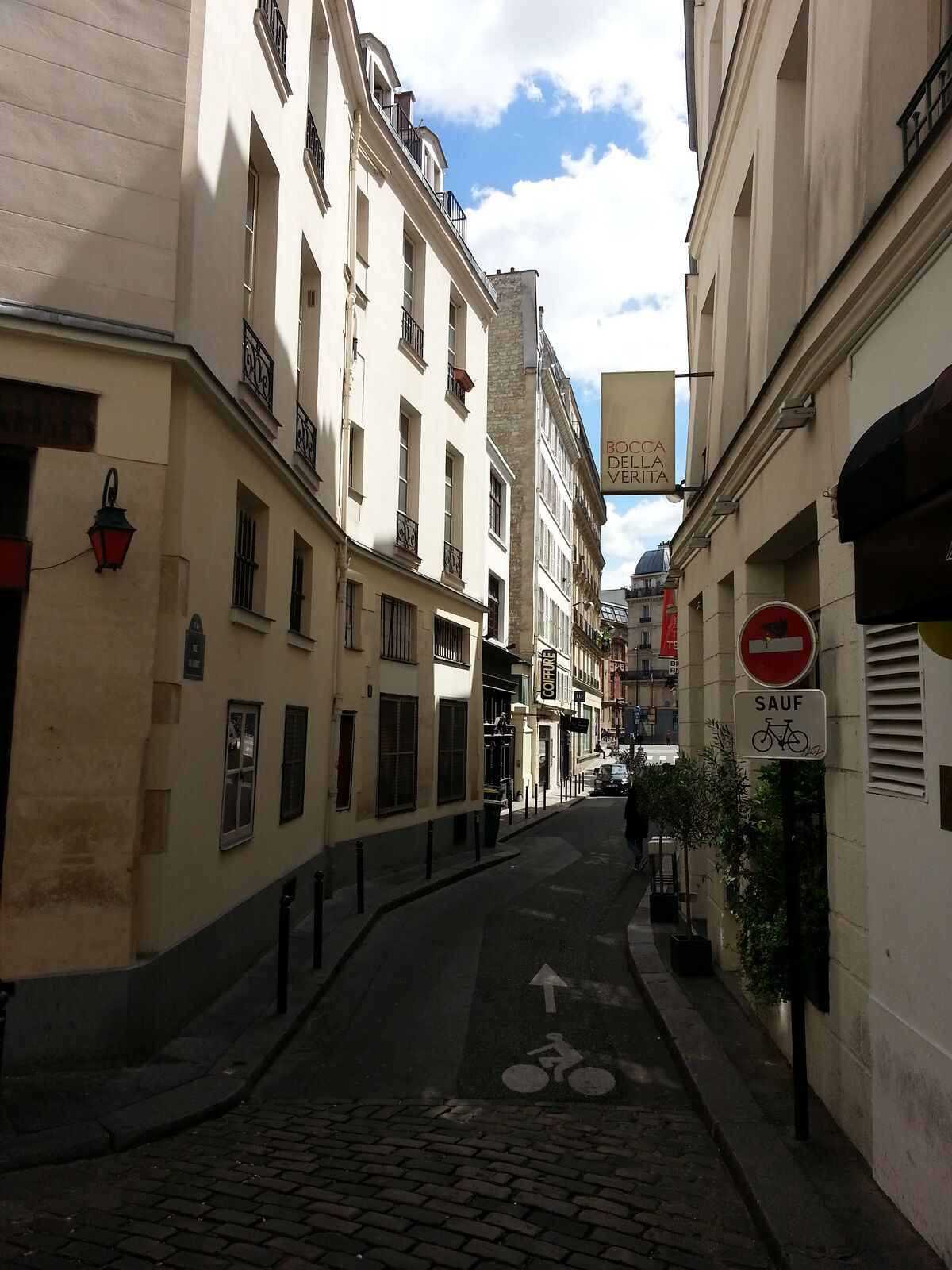 ملف:Rue du Sabot, Paris.jpeg - المعرفة