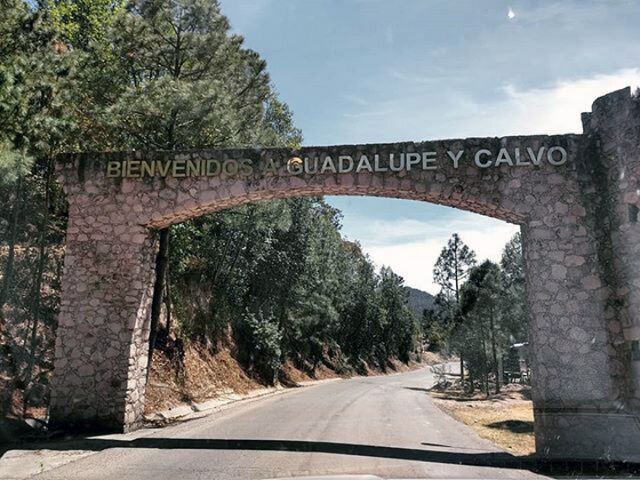 ملف:Entrada a Guadalupe y Calvo, Chihuahua.jpg - المعرفة